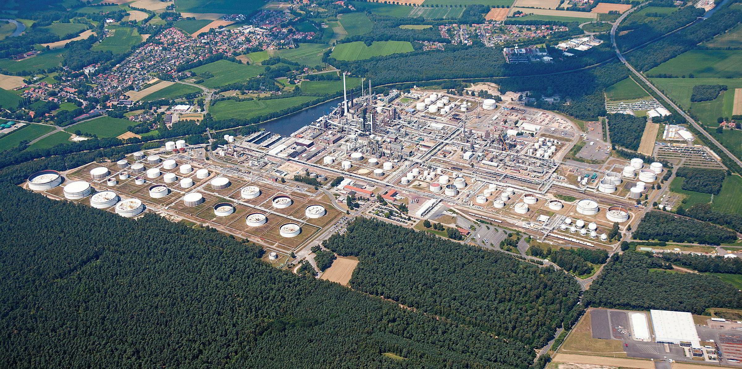 Orsted and BP link for green hydrogen from offshore wind | Recharge