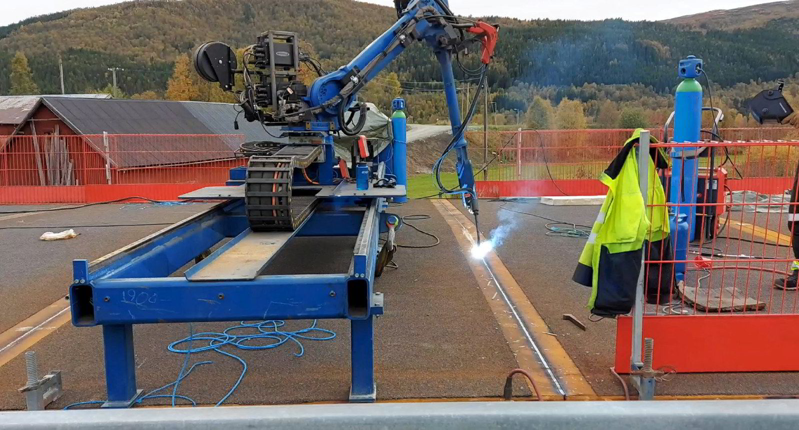 Prodtex-sjefen om å hente hjem oppdrag: – Mer robotisering gir mer ...