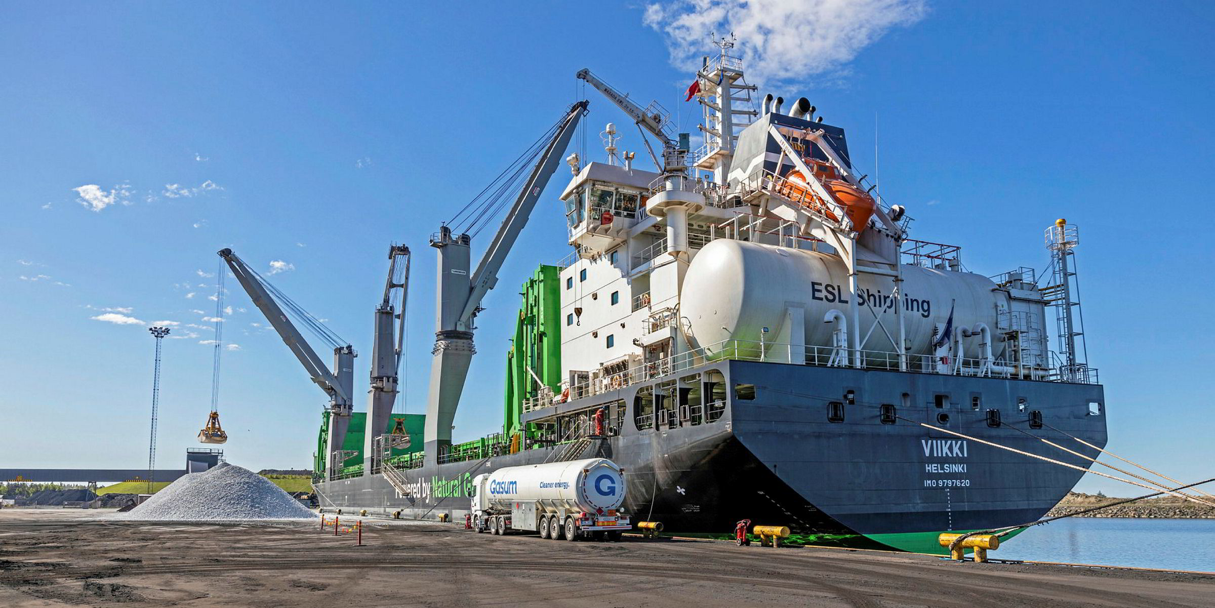 ESL Shipping fuels vessel with drop-in liquefied biogas | TradeWinds