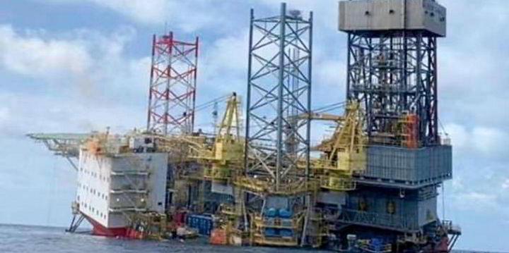 Sunken rig being recovered offshore Malaysia | Upstream Online