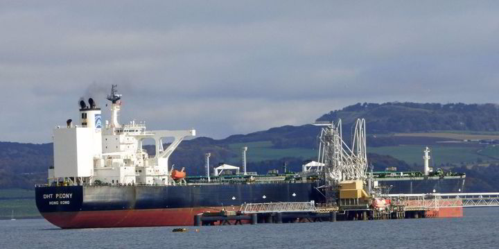 DHT wins charter cover for scrubber-fitted VLCC as LR2 activity picks ...