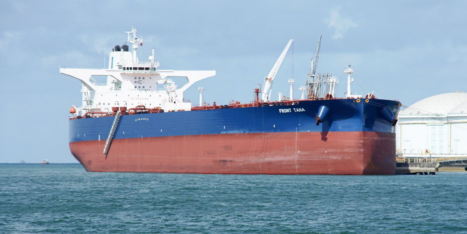 Buy Frontline ahead of VLCC rate rebound to $80,000 per day, says ...