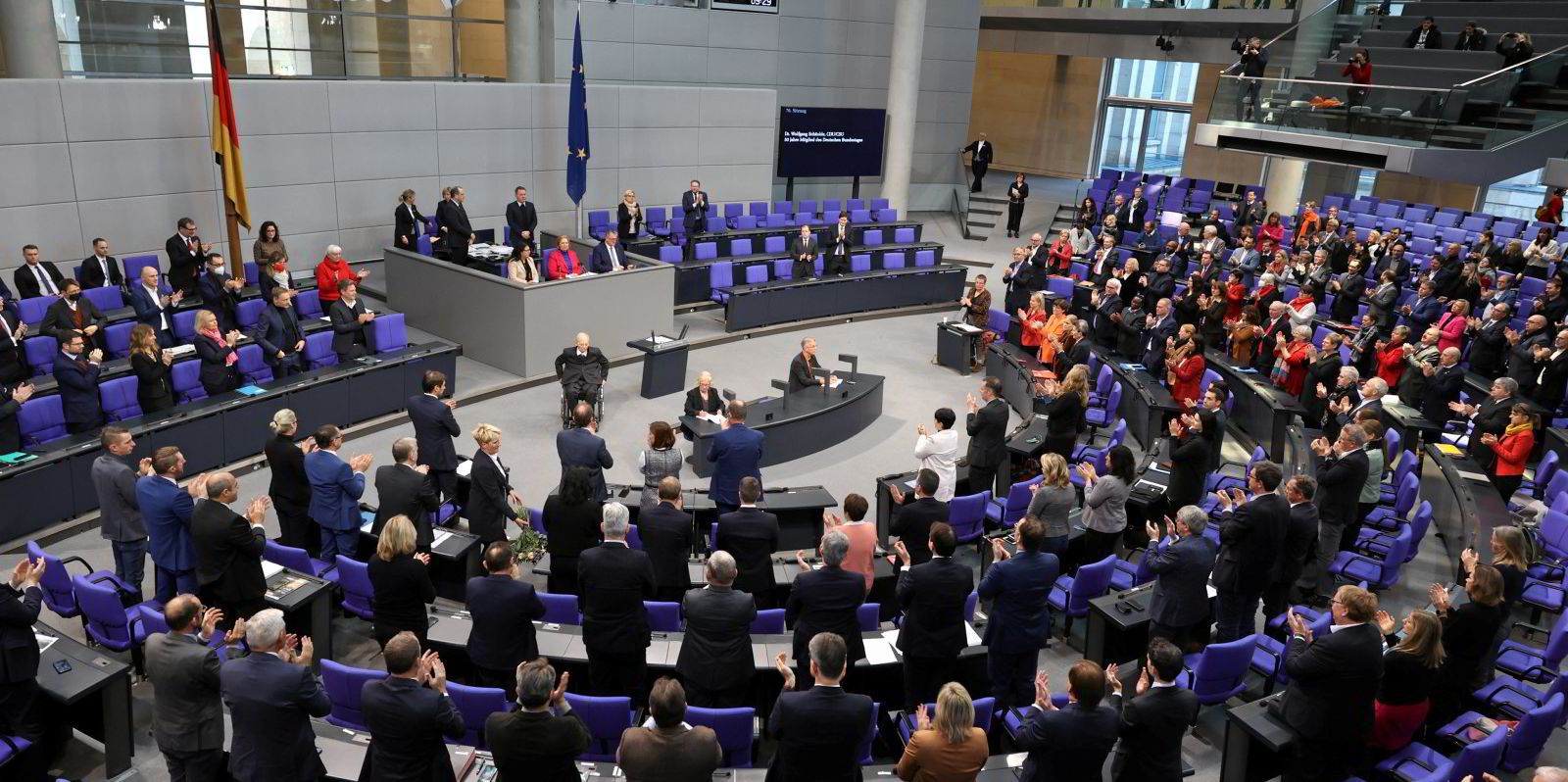 Green power giant EDPR sues Poland and Romania over 'unfair' windfall ...