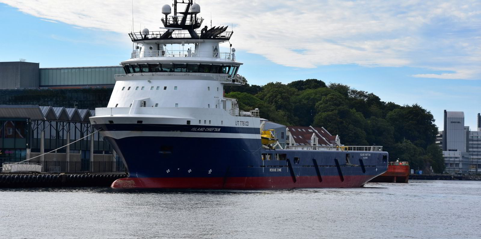 Charterers worried as last PSV leaves lay-up in North Sea | TradeWinds