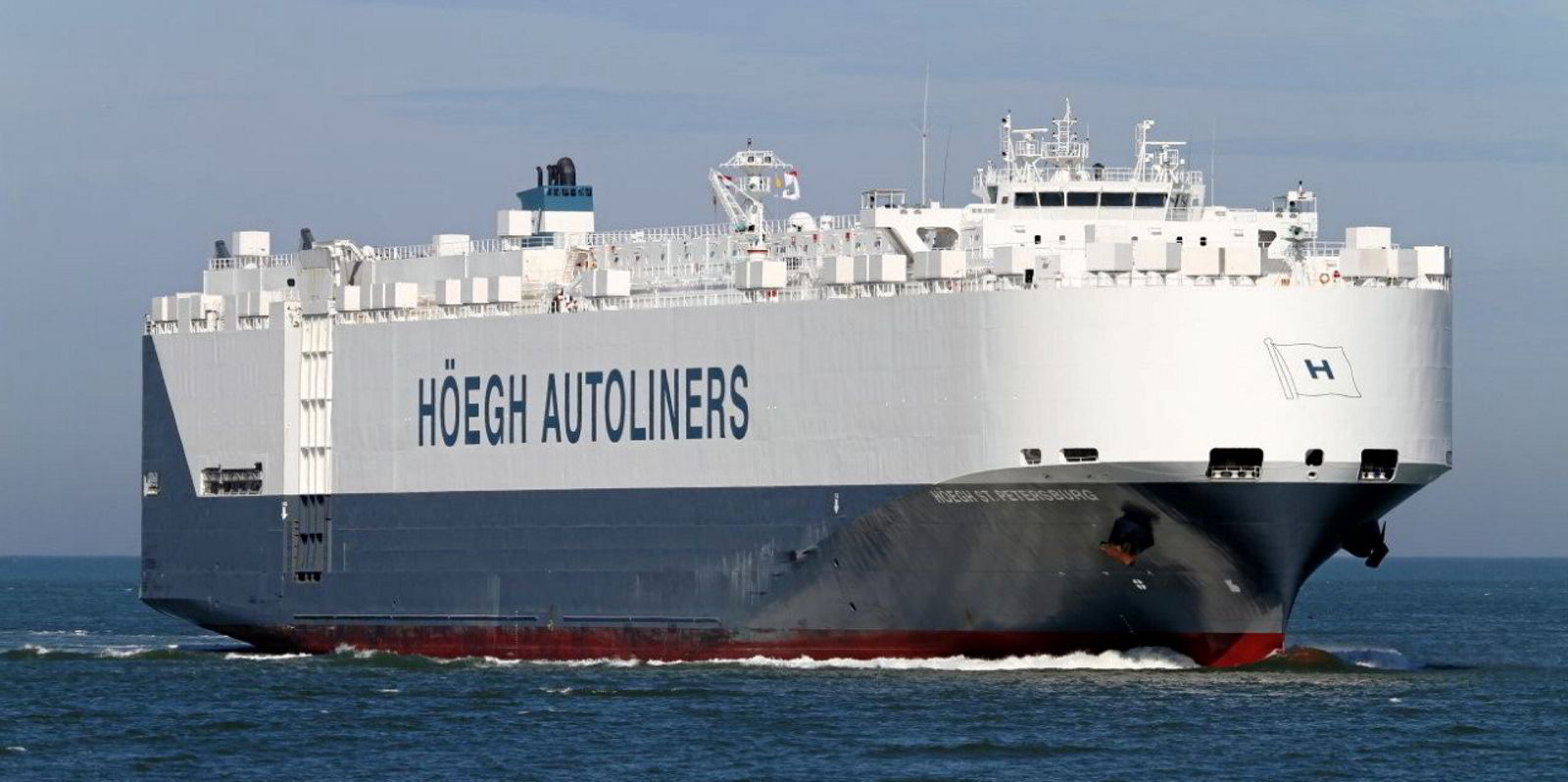 Car carrier rates holding at record levels despite ‘high and heavy ...