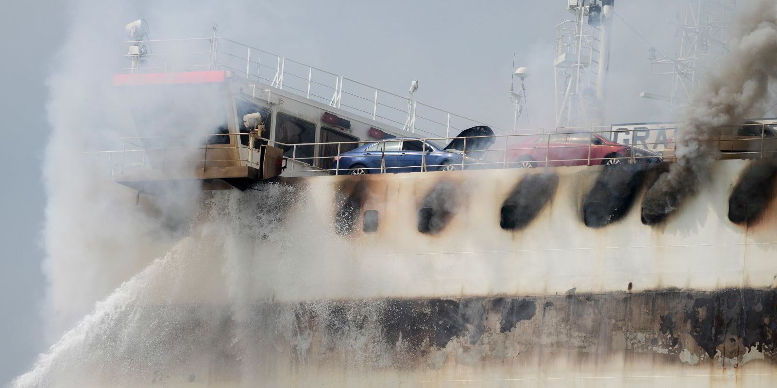 Firefighters ‘trained extensively’ in handling ship blazes, Newark Fire ...