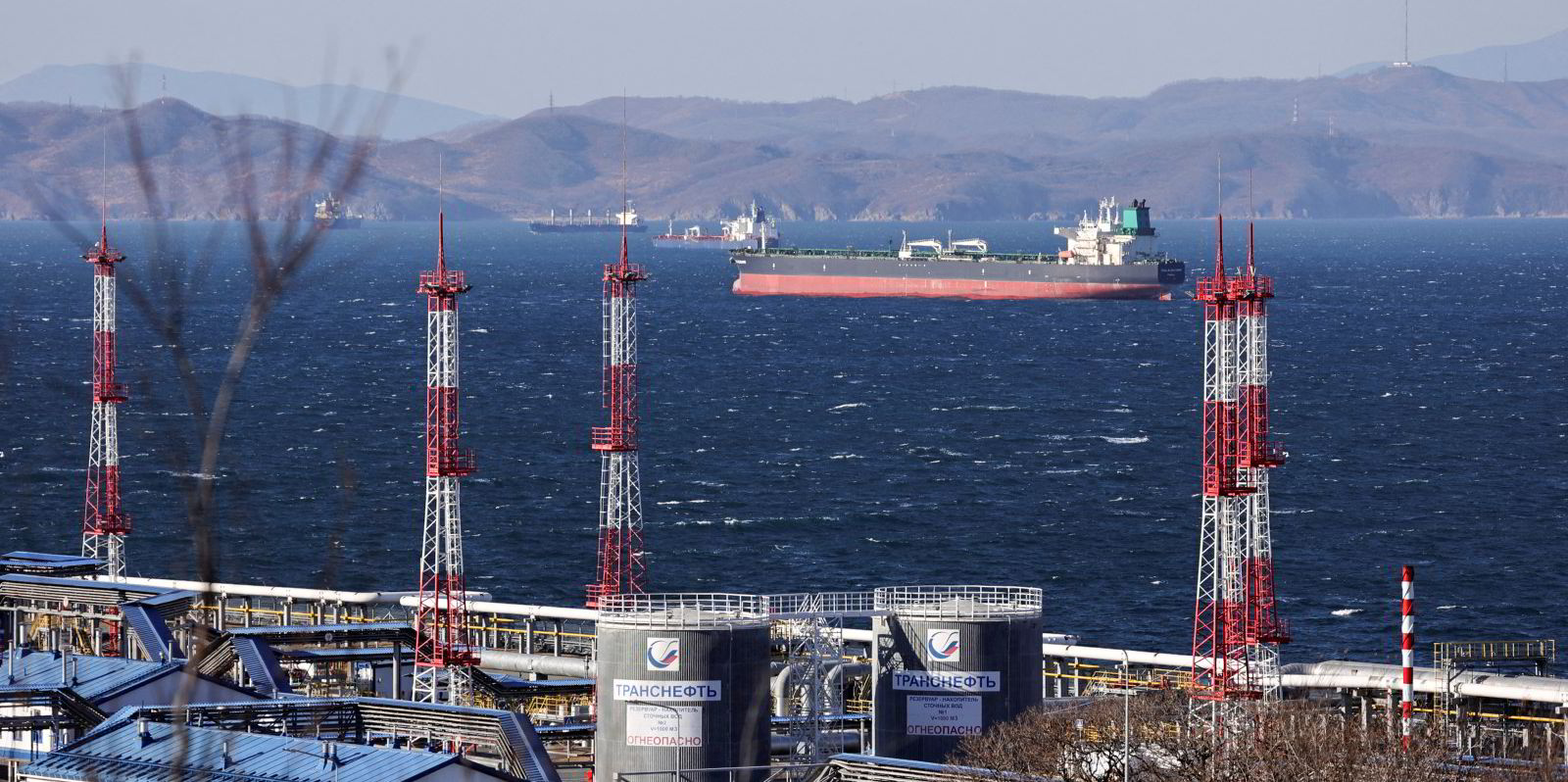 Western shipping linked to oil price-cap busting port in Russia’s Far ...