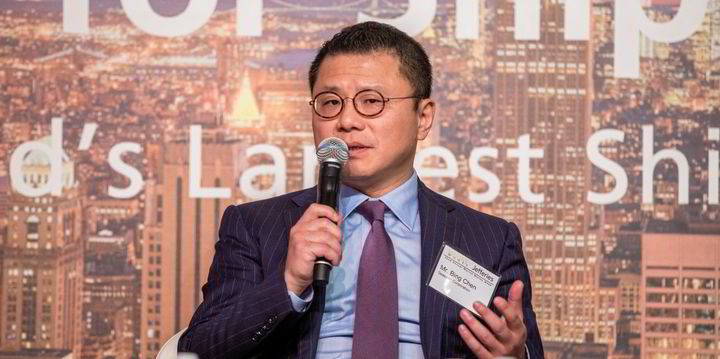 Seaspan adds to newbuilding pile with another six neo-panamax boxships ...