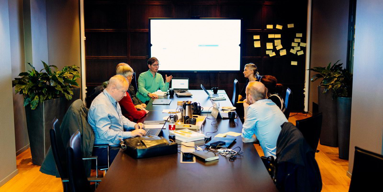 Lite har skjedd siden rederiene gikk fra faks til e-post. Det vil et ...