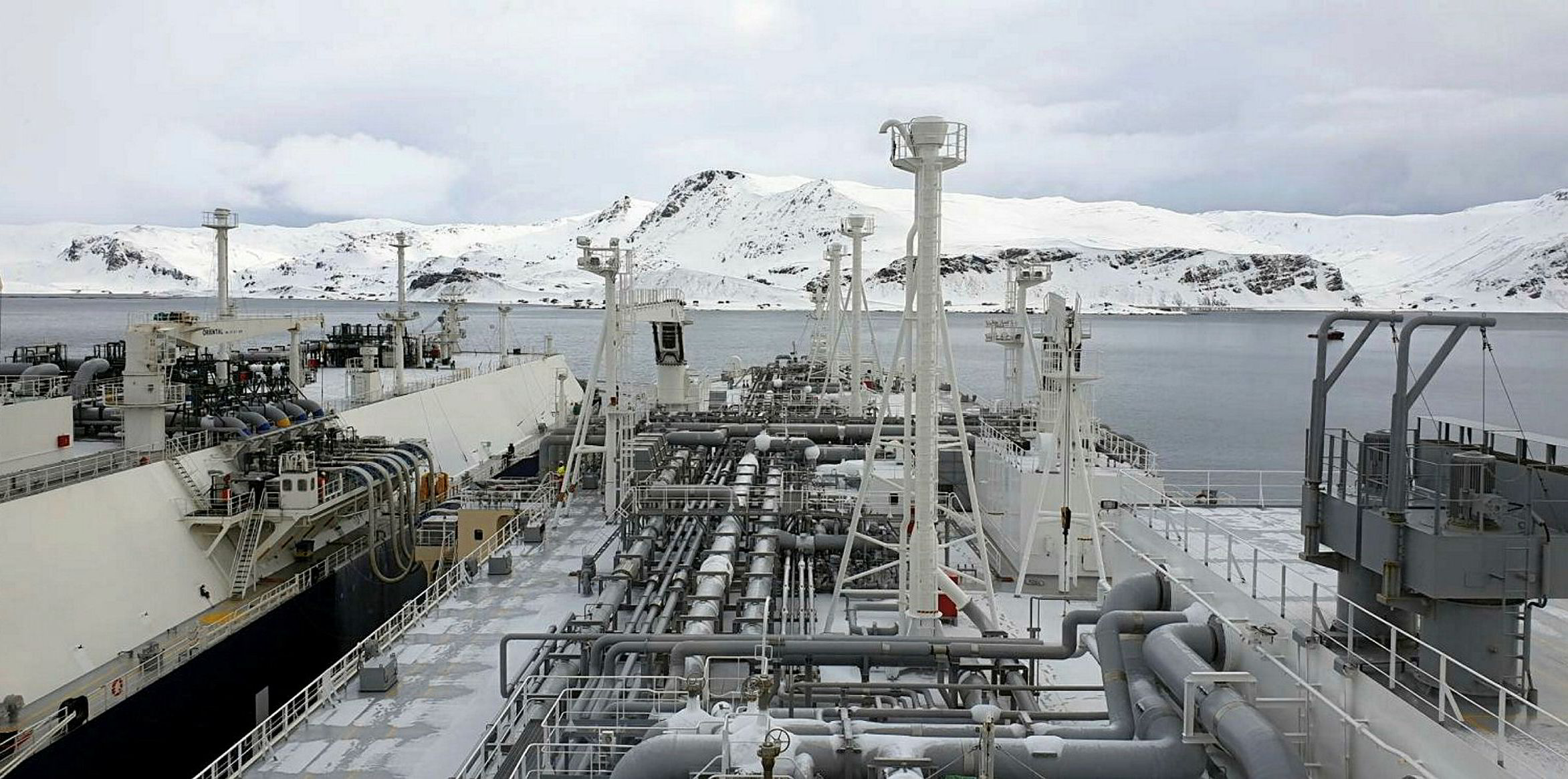 Novatek details round trip LNG voyages via giant Arctic FSUs | TradeWinds
