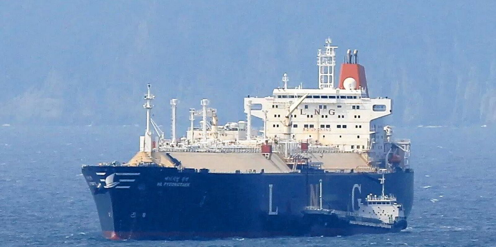 H-Line Shipping joins fire sale of LNG carrier steamships with 29-year ...