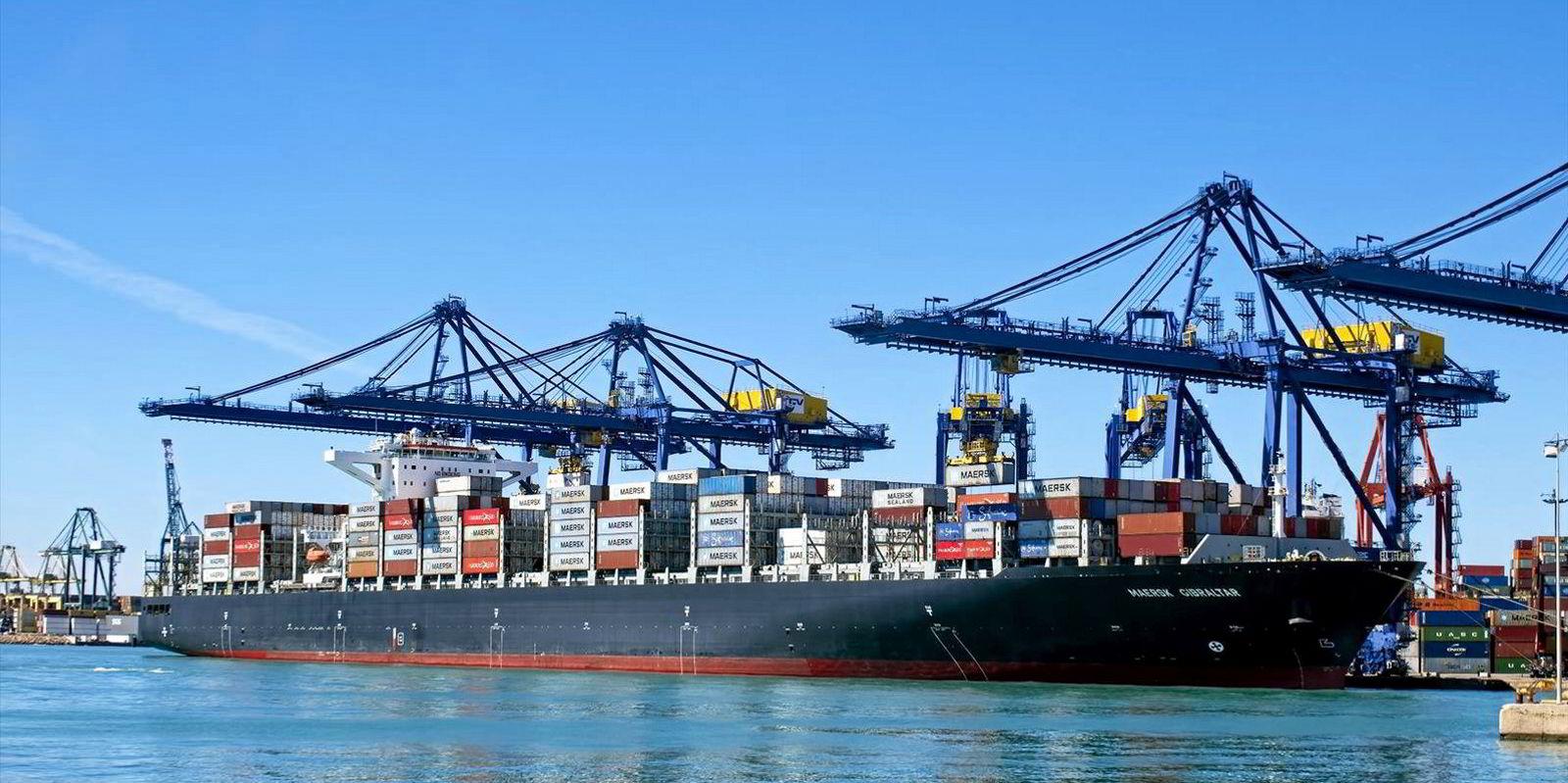 US and UK say growing Red Sea threat ‘must be addressed’ as container ...