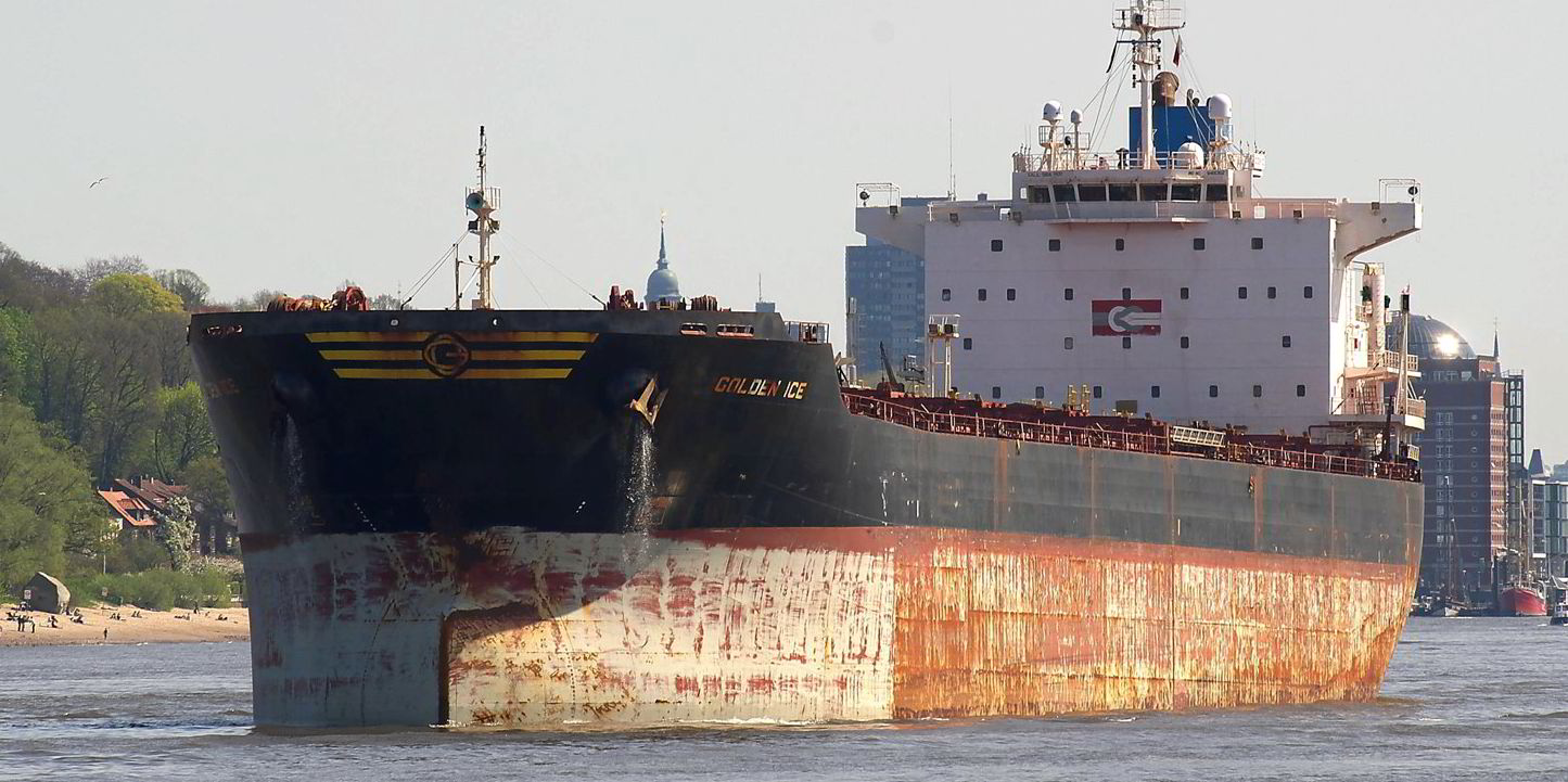 Golden Ocean sells ice-class bulker duo as indicators point to panamax ...