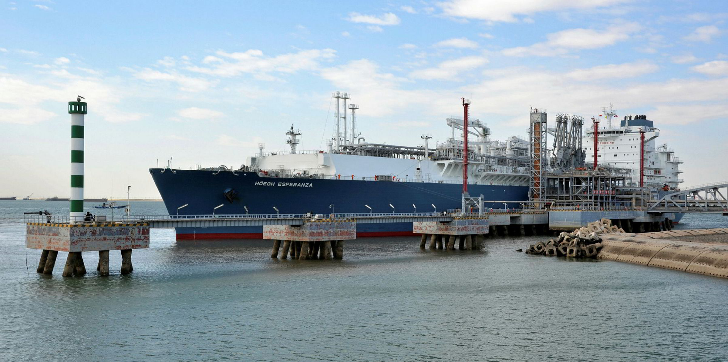 Hoegh LNG in FSRU talks with Chinese operators | Upstream Online