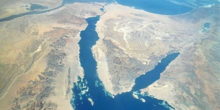 First LNG carrier heads for Red Sea-Suez route since mid-January ...