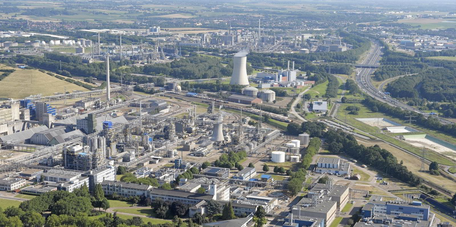 'Transforming the chemicals industry' | Large-scale green methanol ...