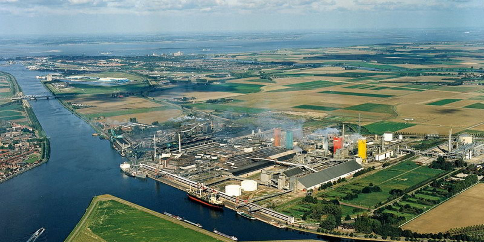 Shell 'received €150m of subsidies for green hydrogen project that was ...