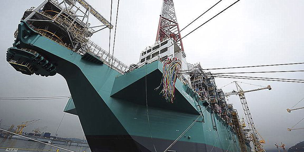 Petronas targets tonnage for first floating LNG cargo | TradeWinds