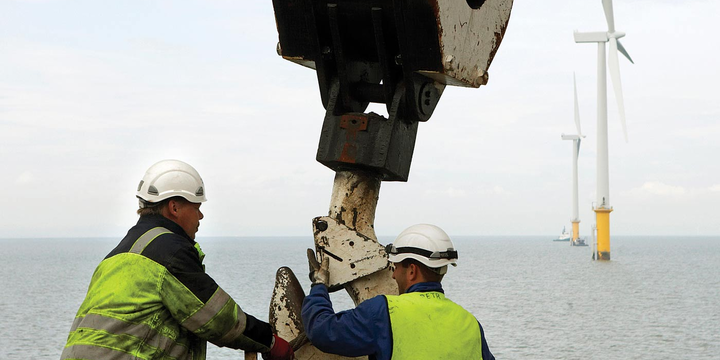 Siemens installs BorWin2 platform | Recharge