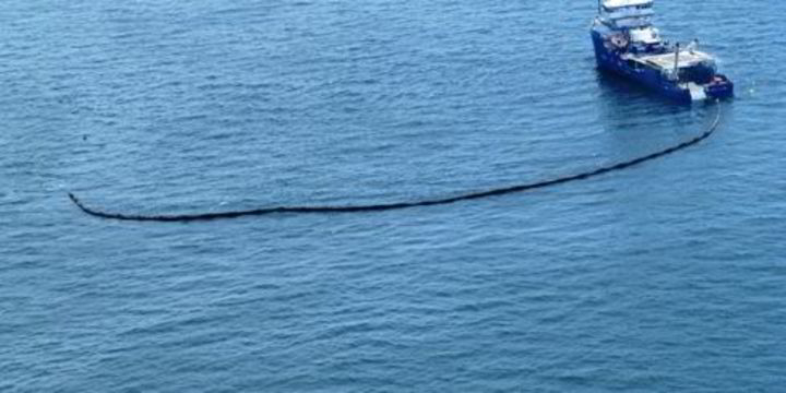 Oil spill grows as seafood sector awaits its fate | IntraFish.com