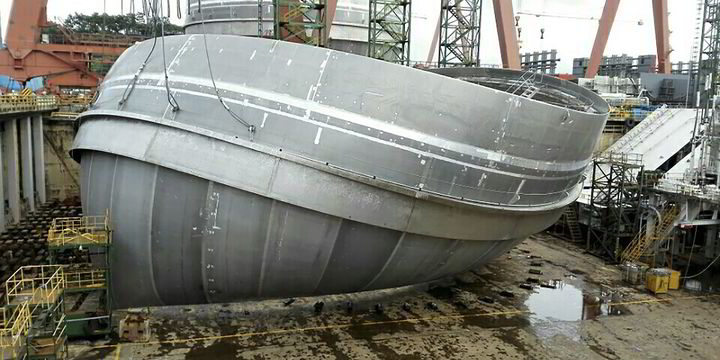 LNG Moss tank takes a turn at Hyundai Heavy Industries | TradeWinds