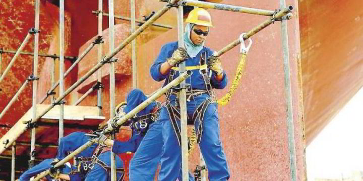 Contractors start battle for P-75 and P-77 FPSOs | Upstream Online