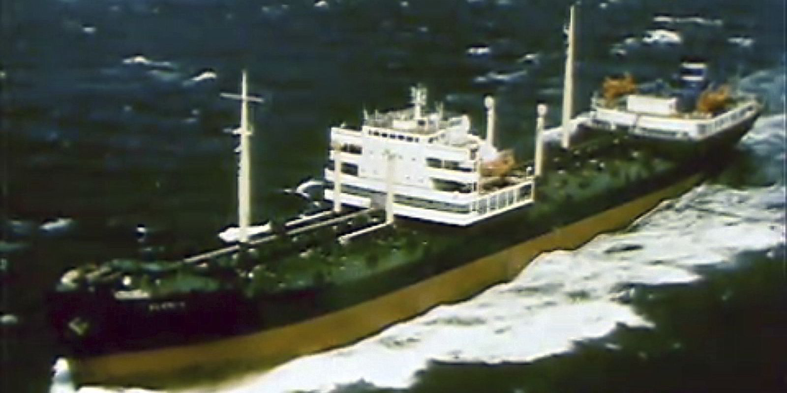 Fresh oil on UK beach from 1970s tanker collision | TradeWinds