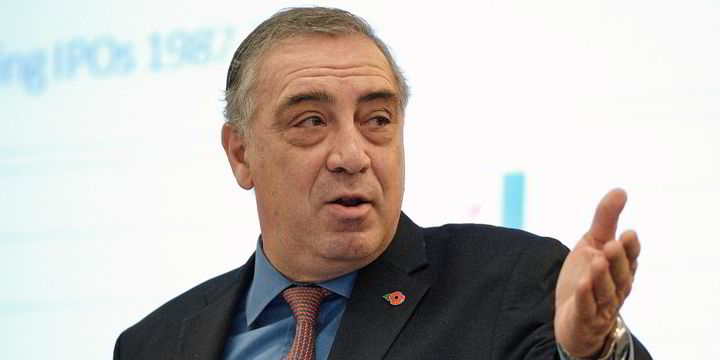 Tsakos Energy mulls alternative fuels for future newbuildings | TradeWinds