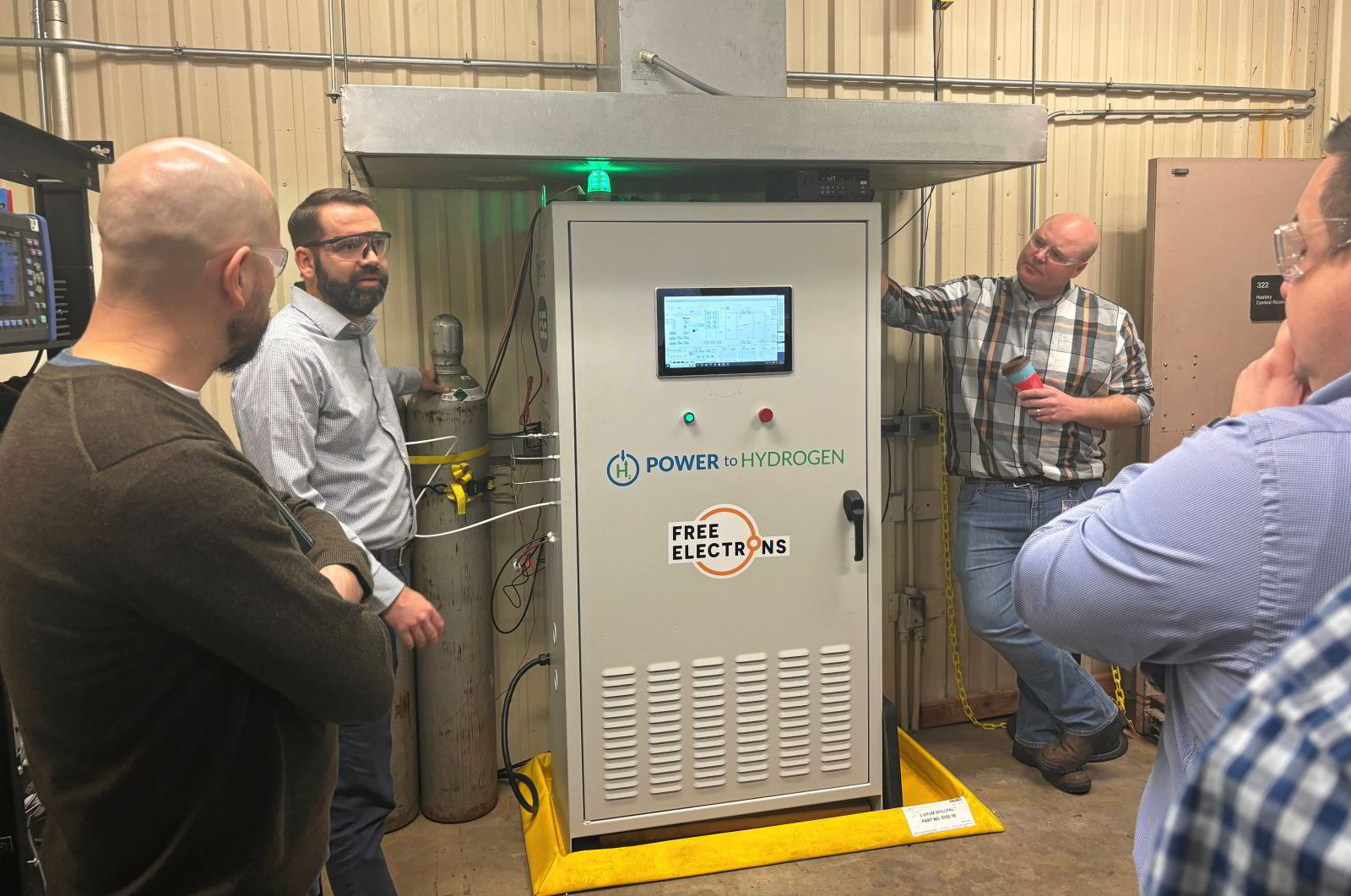 US start-up backed by Shell, Amazon and Nasa unveils 'first ever ...