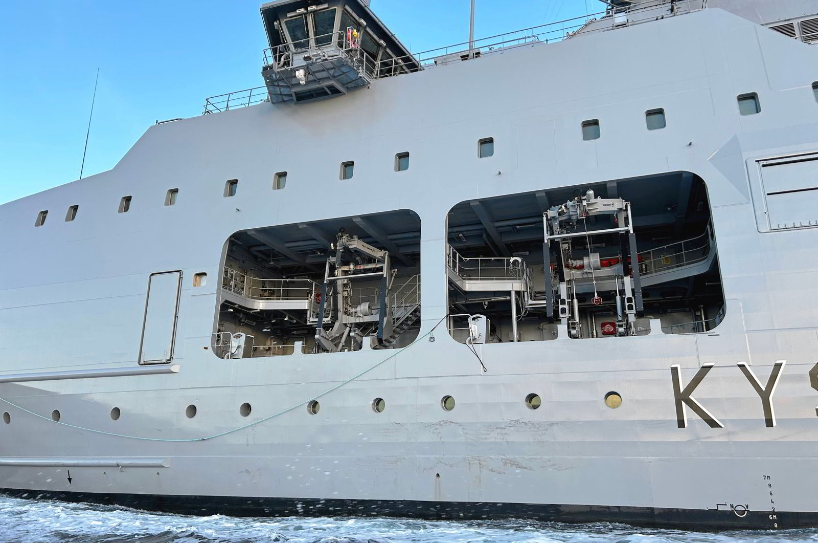 Se bildene og video av splitter nye KV «Bjørnøya» | Kystens Næringsliv ...