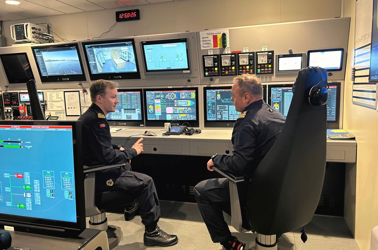 Se bildene og video av splitter nye KV «Bjørnøya» | Kystens Næringsliv ...