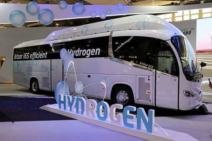 Two record-breaking hydrogen buses with ranges of 'up to 1,000km ...