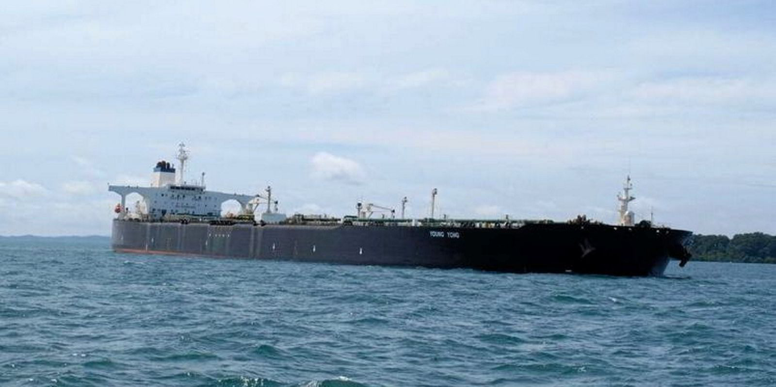 Young Yong VLCC refloated as links emerge to Venezuelan oil | TradeWinds