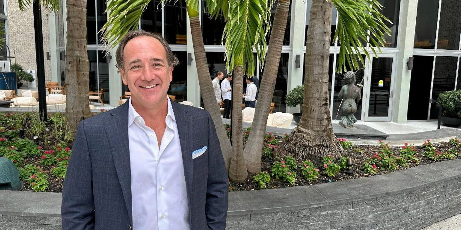 Genco talks up track record as George Economou circles | TradeWinds