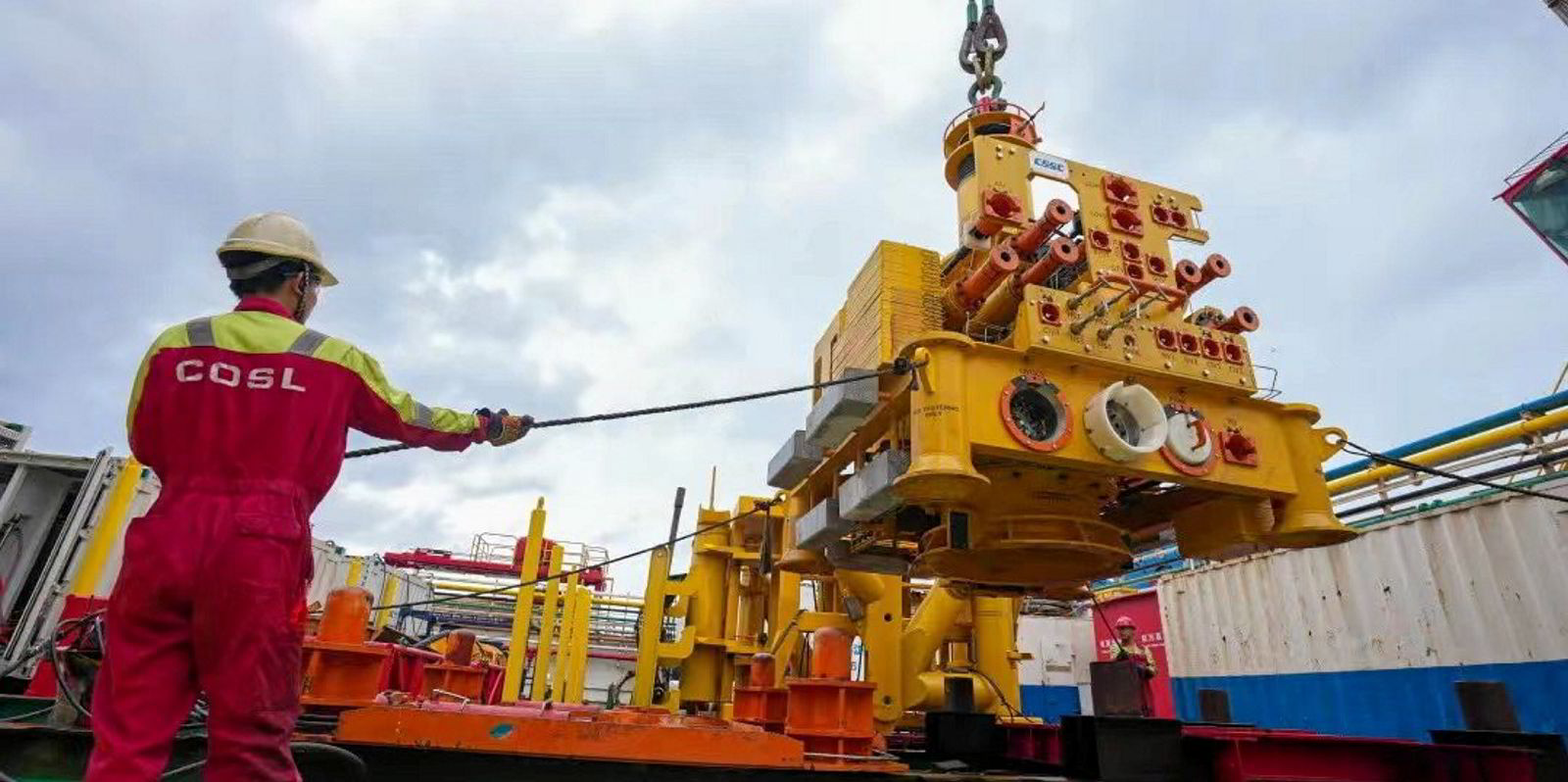 CNOOC Ltd installs China’s first 'home-made' deep-water tree | Upstream Online