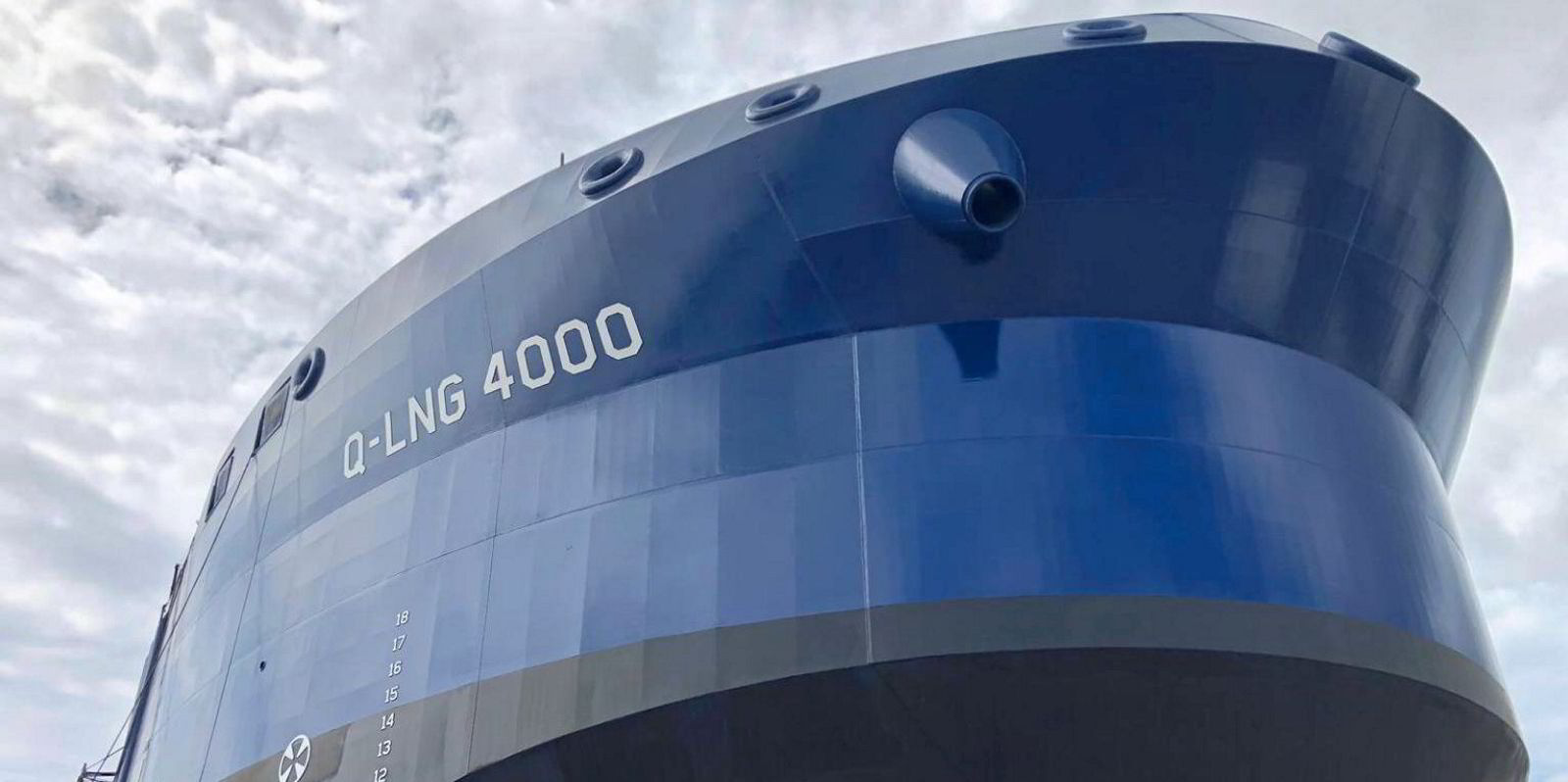 Shell’s new US LNG bunker barge heads for first loading | TradeWinds