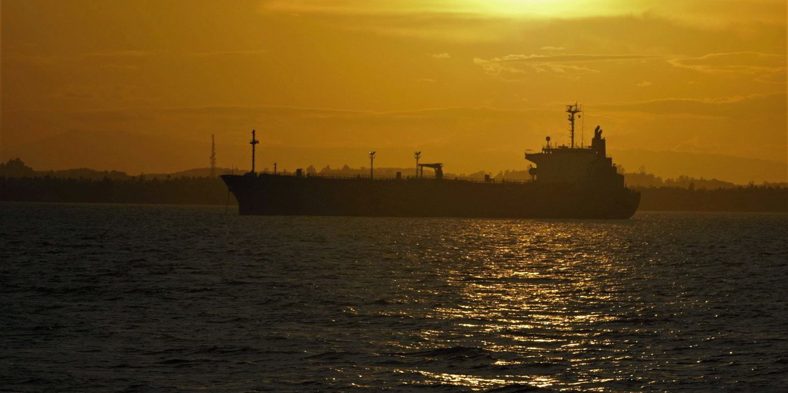 Ex-Russian tanker tied to ‘dark’ trade before drawing Maersk Tankers ...