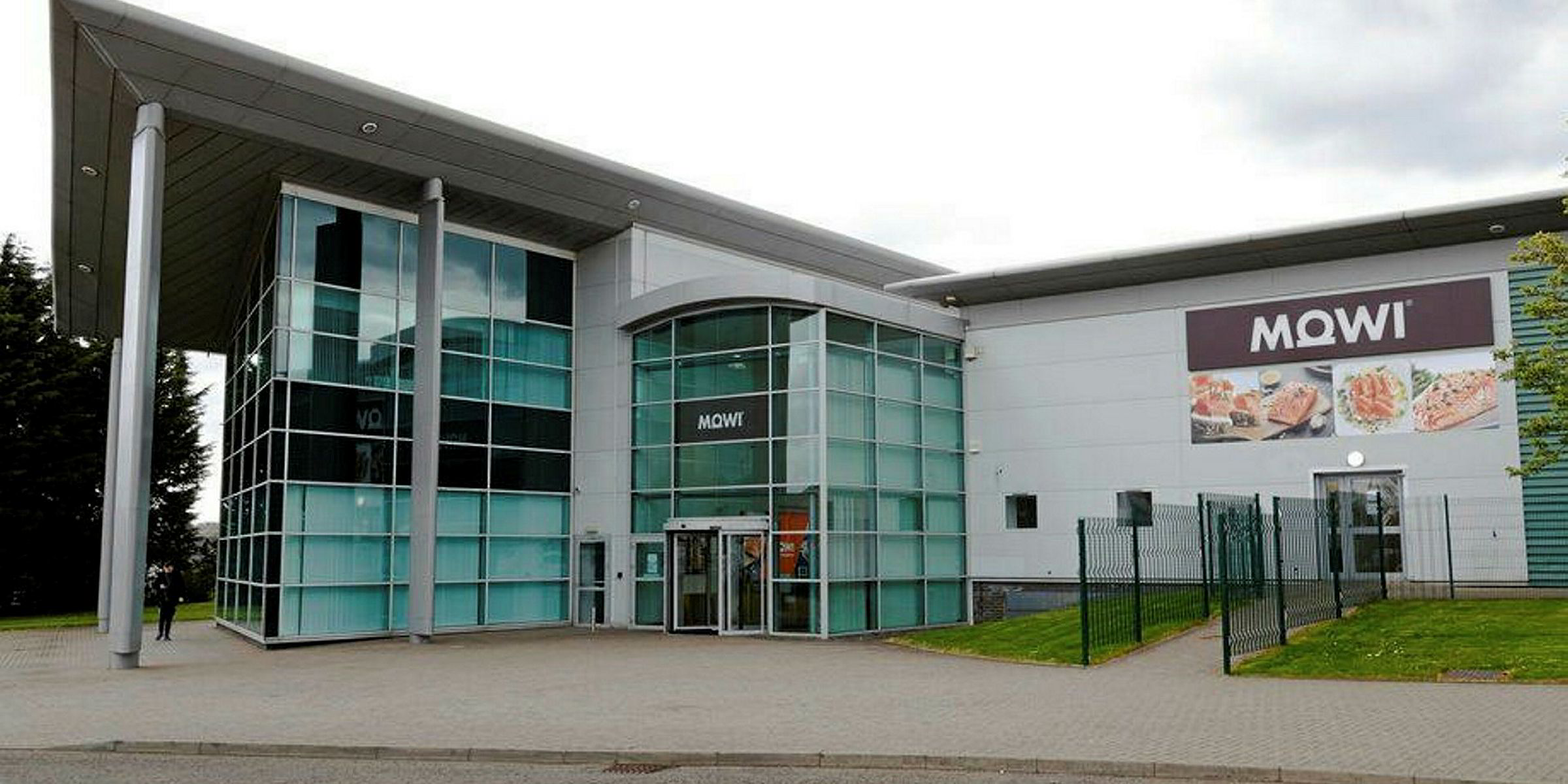 Workers at Mowi's Scottish salmon processing facility test positive for ...