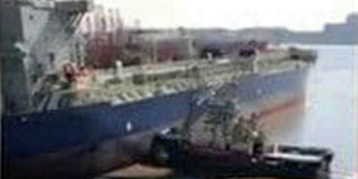 Tanker leaks oil after collision | TradeWinds