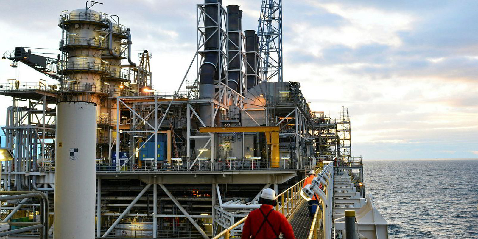 BP begins work on Azeri Central East platform | Upstream Online