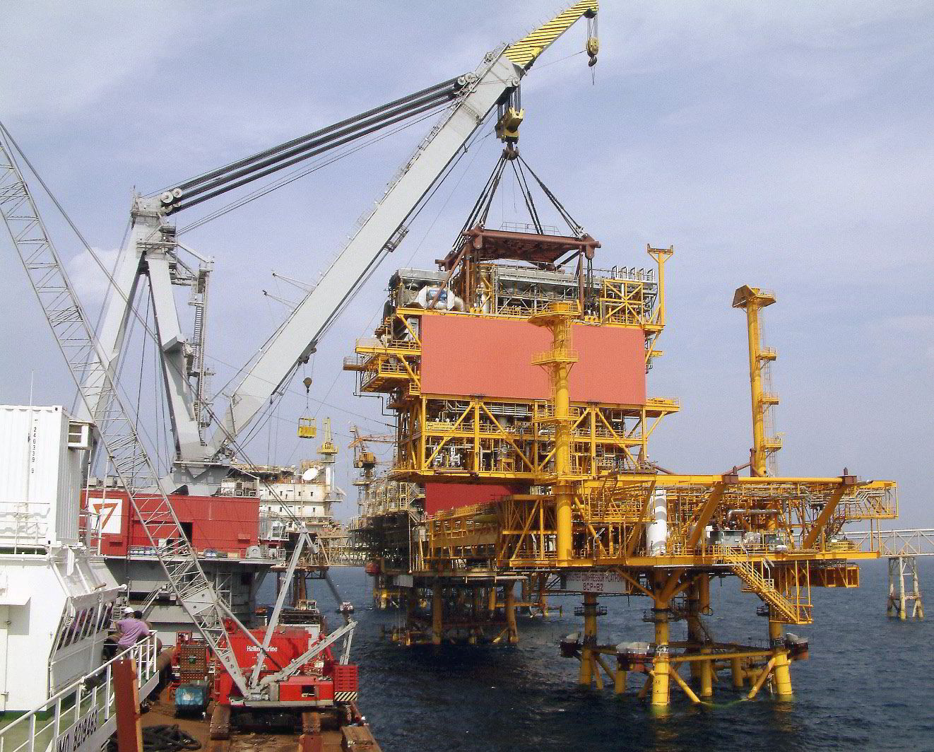 Subsea 7 in heavy-lift takeover bid | Upstream Online