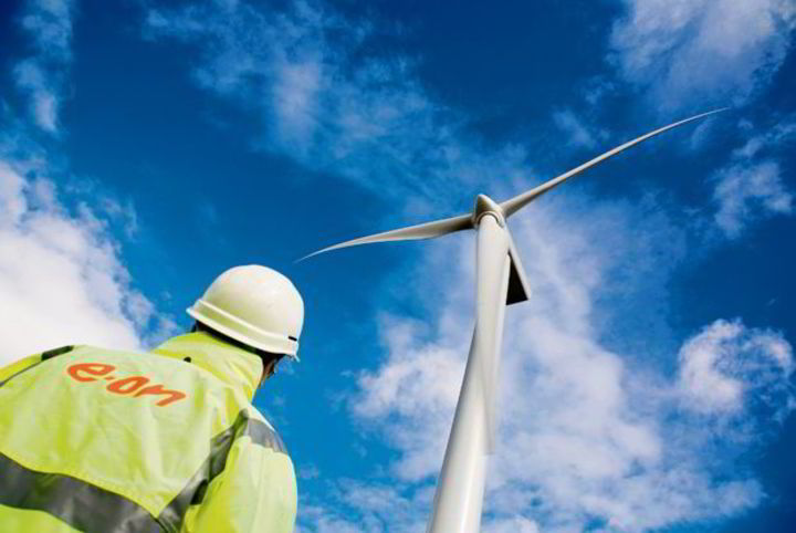 Offshore wind a rare bright spot as Uniper drags E.ON to €3bn loss ...