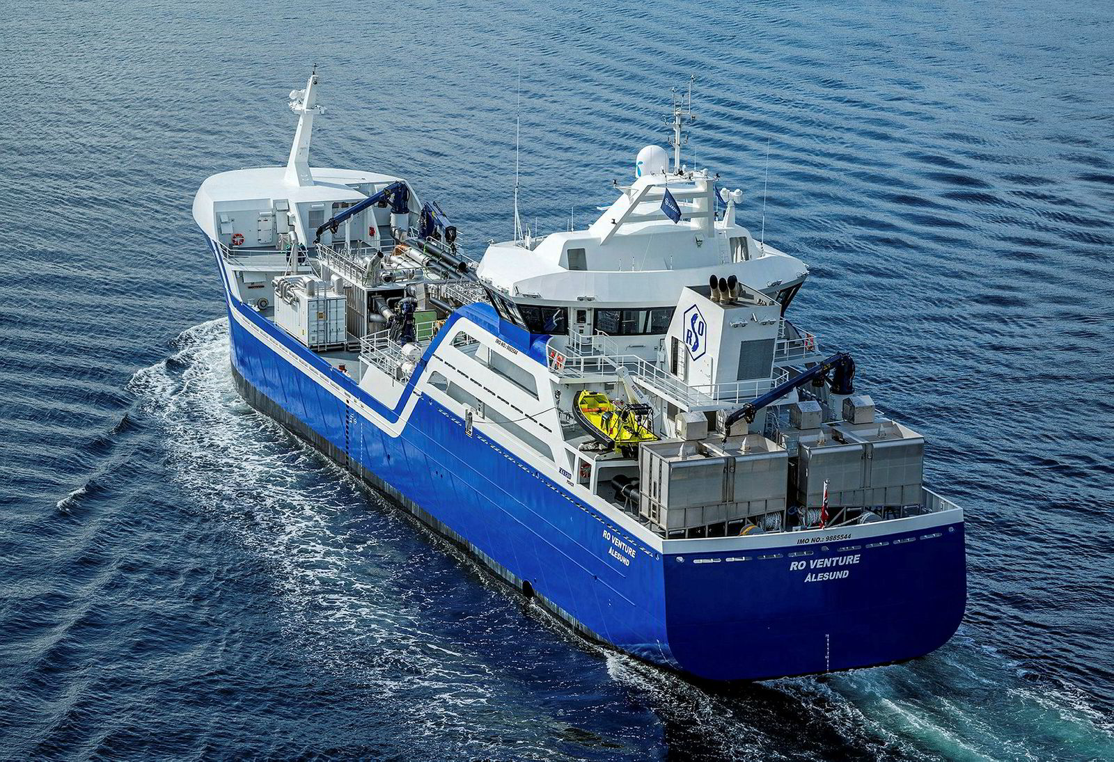 Rostein-rederiet høster erfaringer etter de første månedene med hybride ...