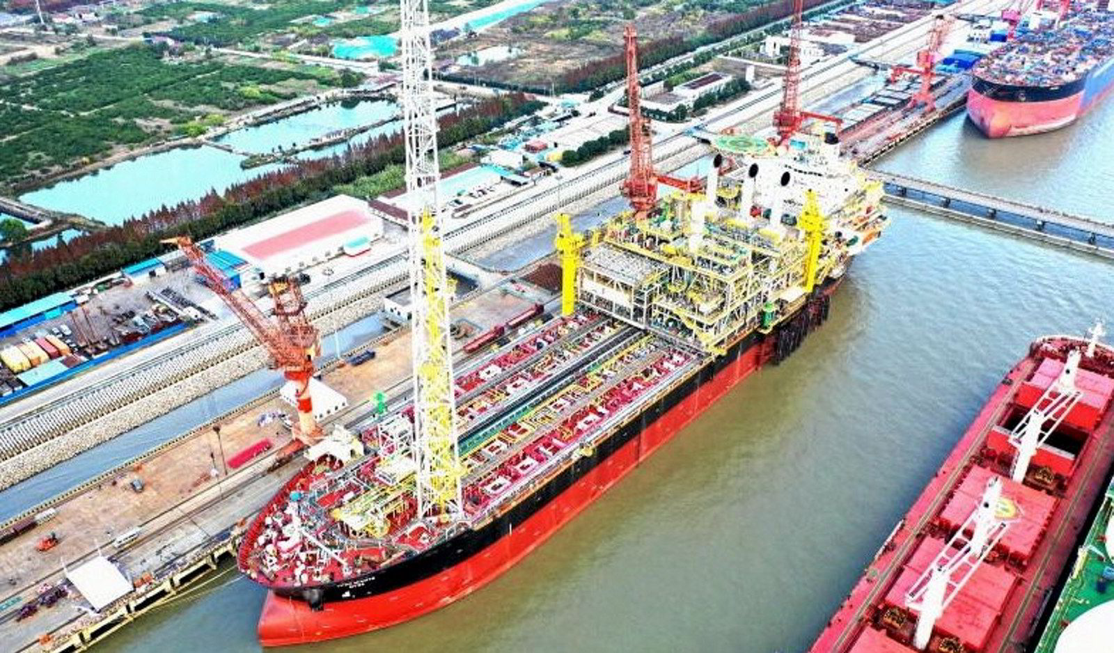 Cosco delivers floater destined for Eni's Amoca shallow-water project ...