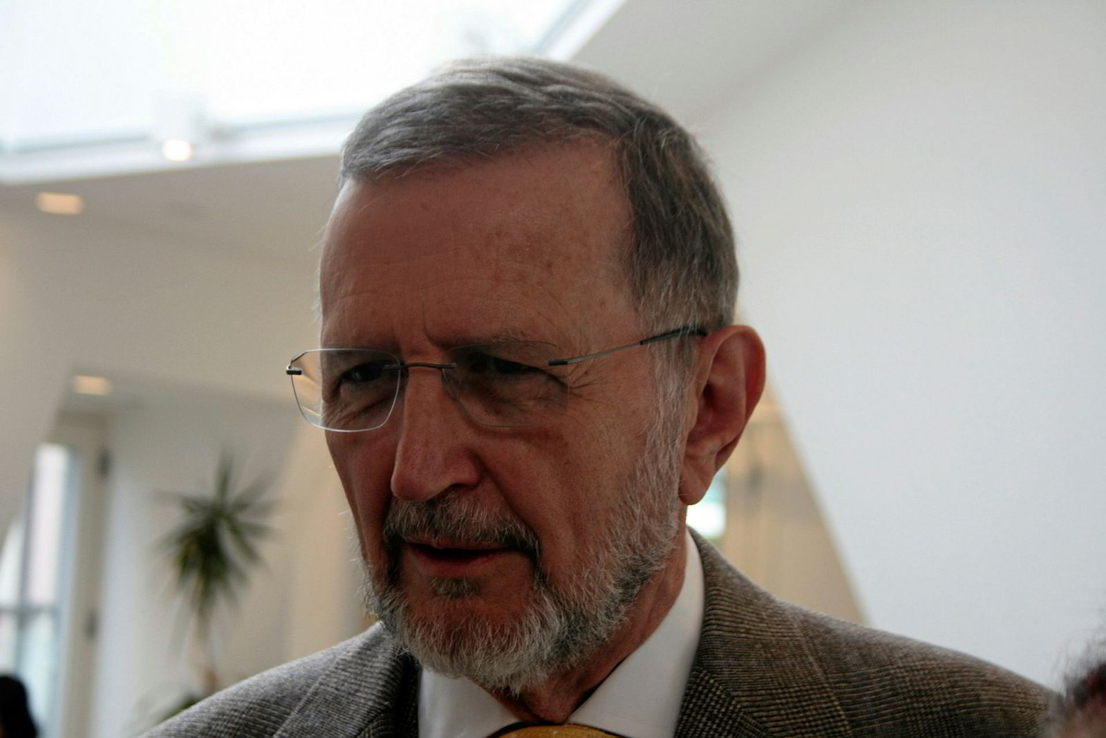 London says ‘thank you’ to Fewster as Aussie retires from Royal Museums ...