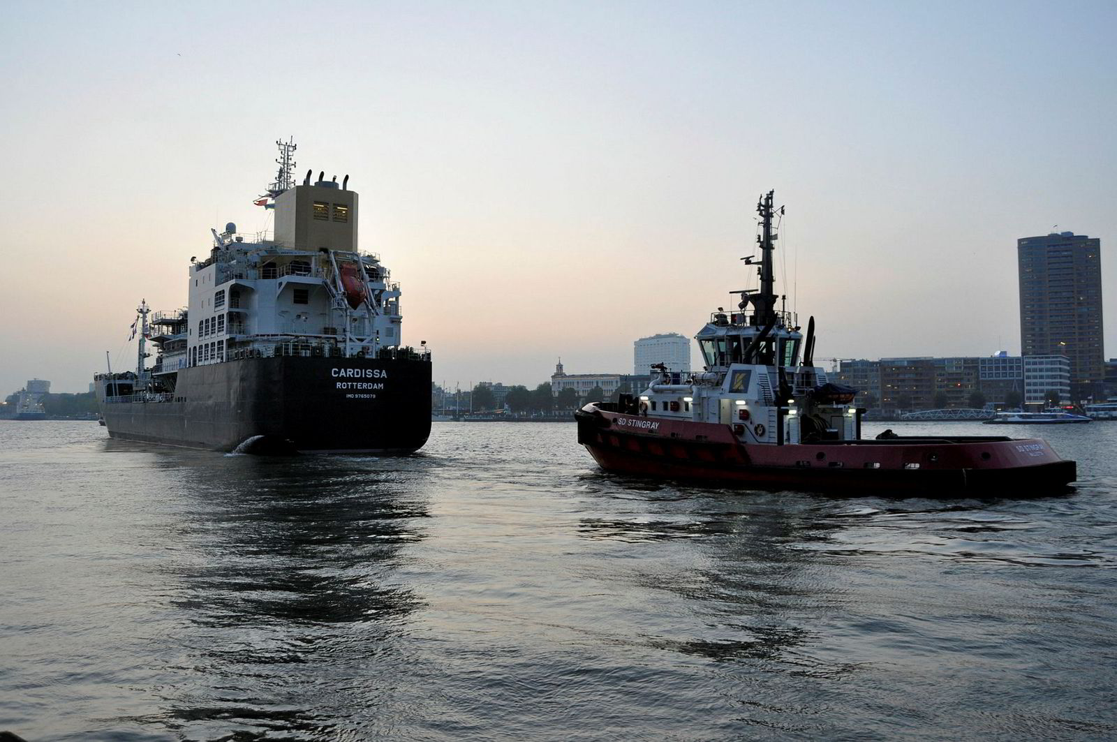 Shell showcases first LNG bunker vessel in new Dutch home port | TradeWinds