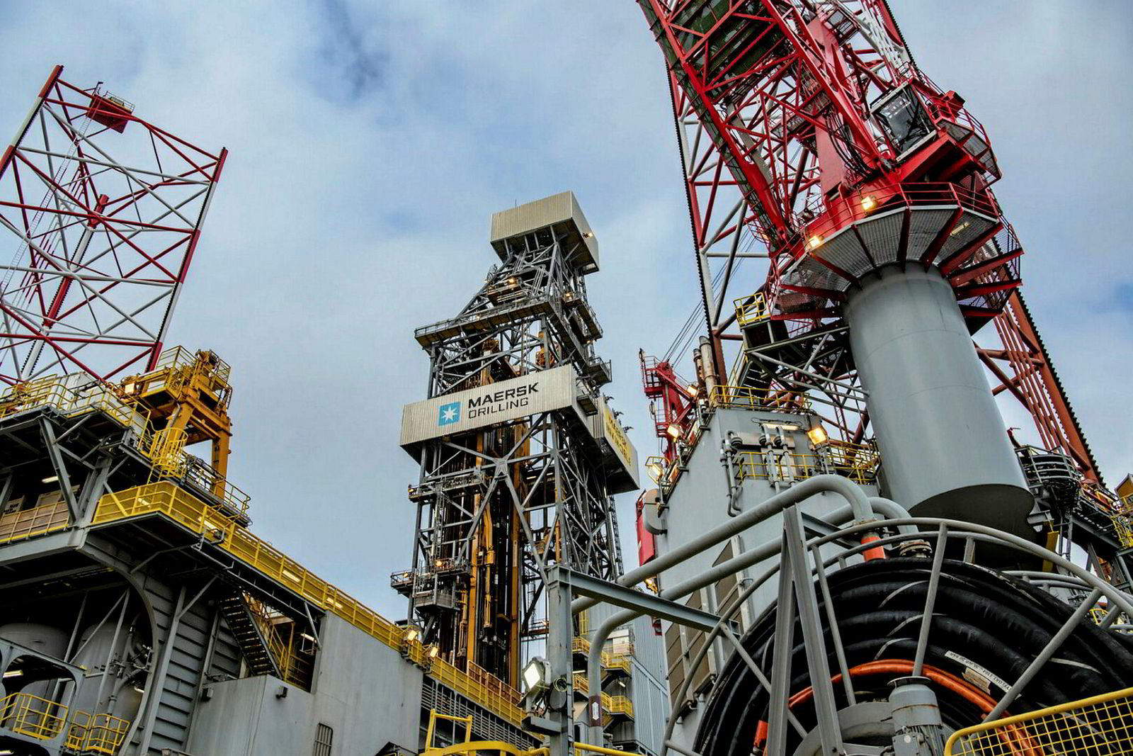 Rigging up for transition: Major oil driller pledges to halve its ...