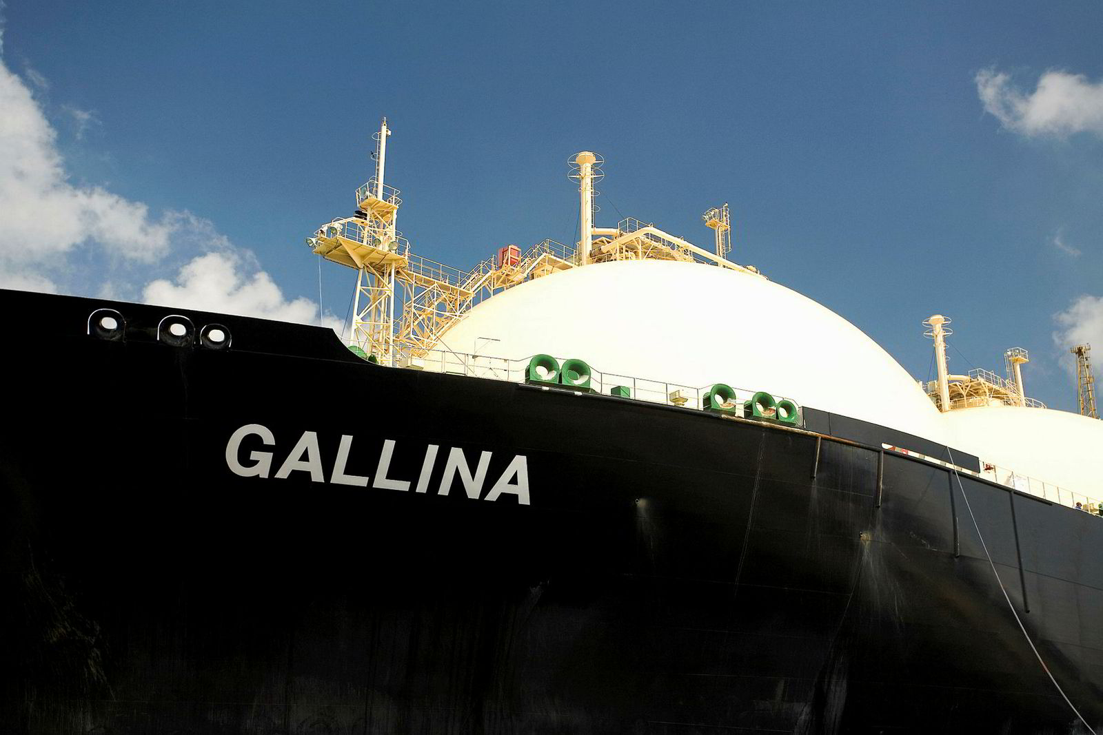 Shell explains thinking behind new LNG time-charter party | TradeWinds