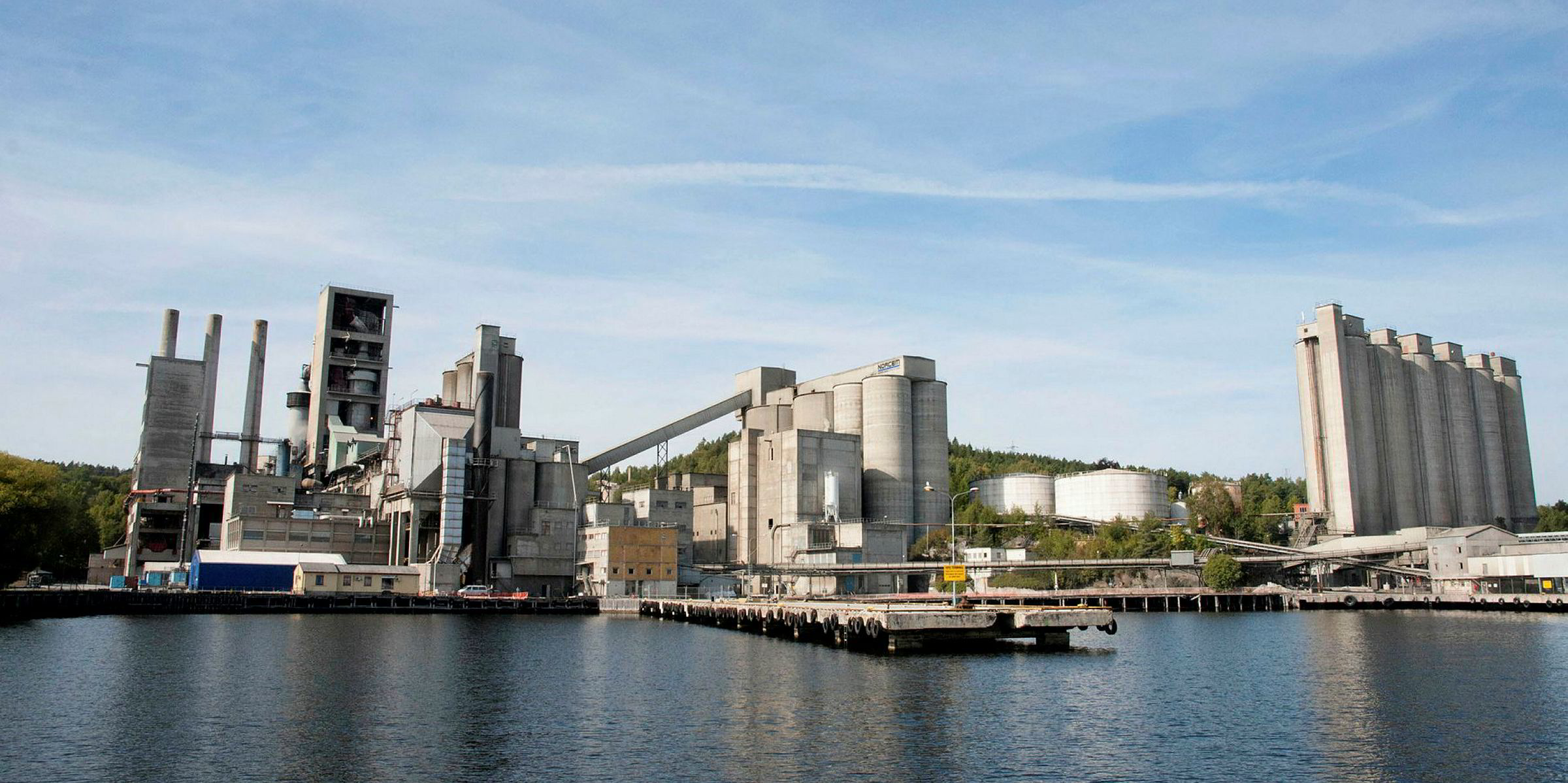 Aker Solutions in initial pact for carbon capture facility at Norway ...