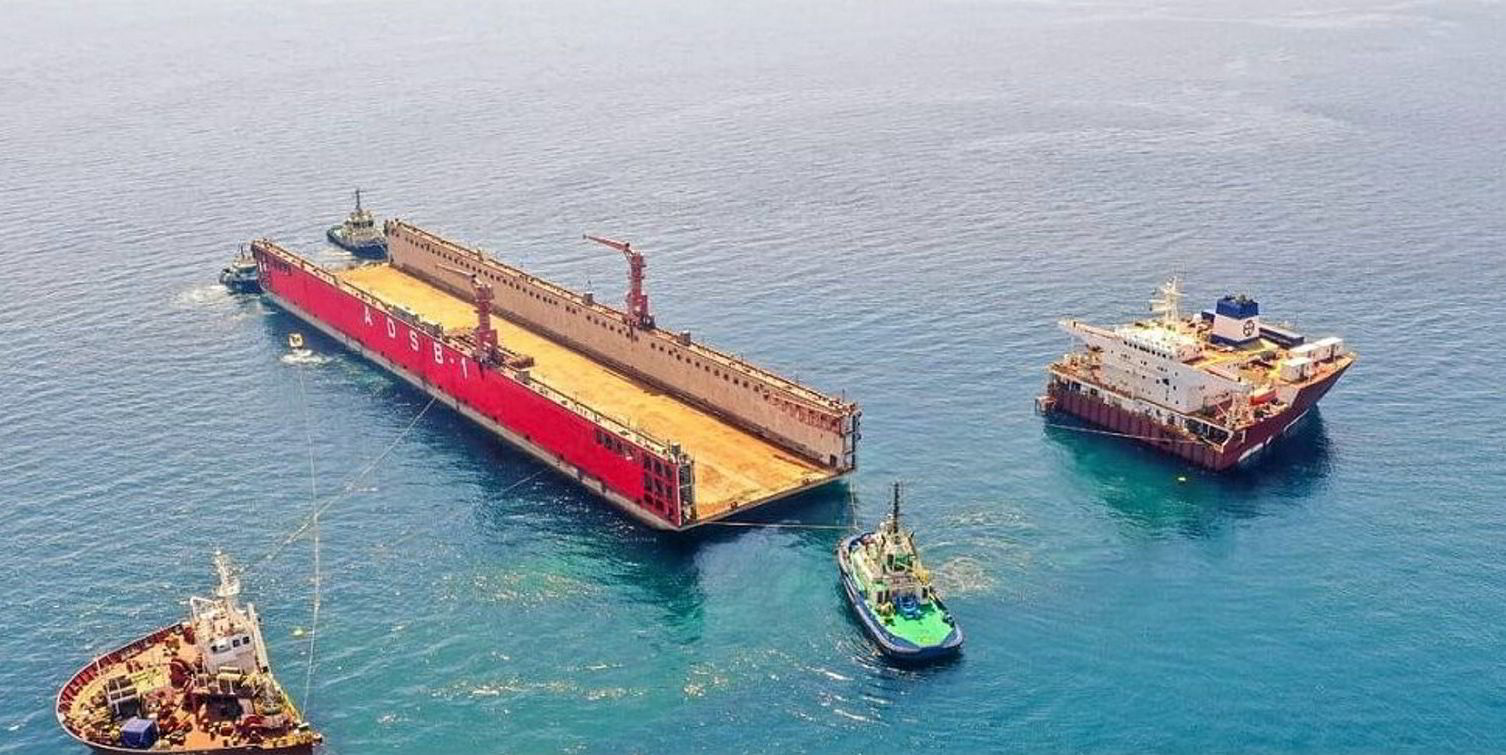 OHT heavylift vessel performs precarious balancing act around the Cape ...